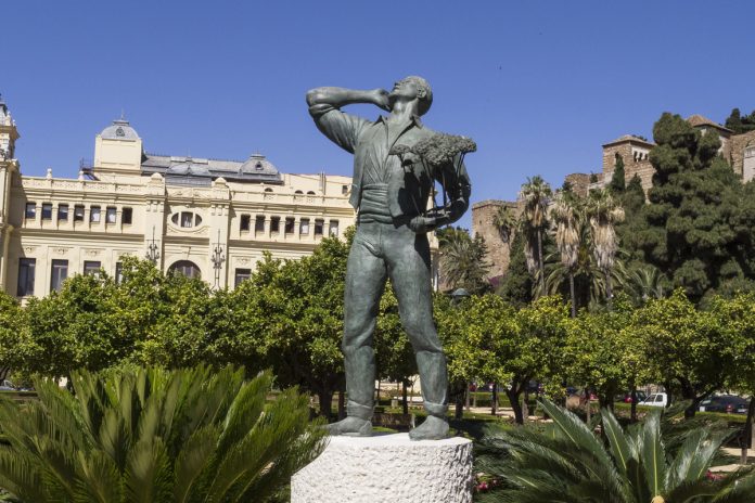 🗿 Most Famous Statues and Sculptures in Malaga